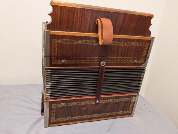 Restorations – Accordion Re.Store